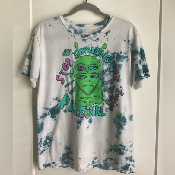 Shirts | Punk Alien Shirt | Poshmark